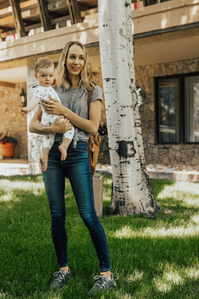 11 Tips for Traveling with a Baby Solo & Surviving From A Mom