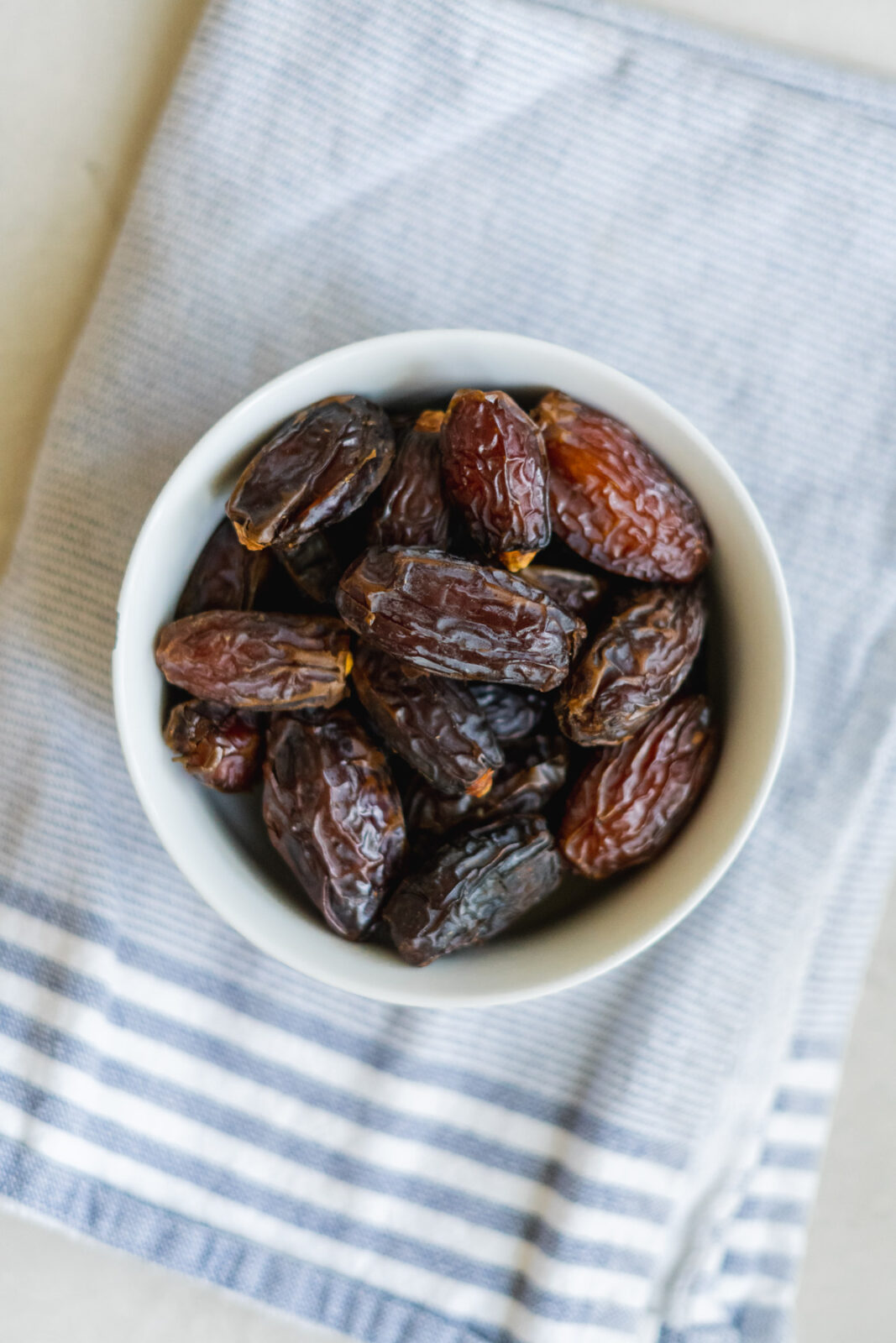 How to Make Date Caramel—3 Ingredients (Vegan, Refined Sugar-Free)